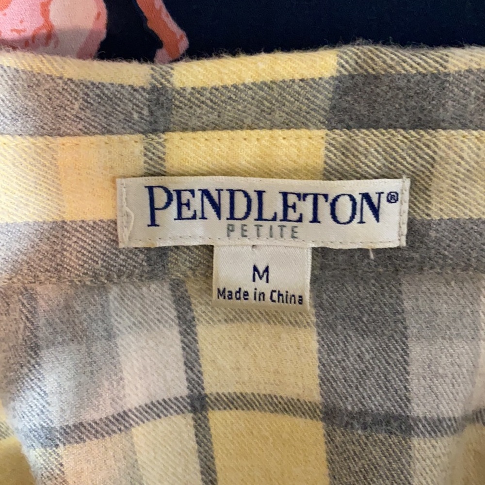 Pendleton Petite M Flannel Shirt. - Gem